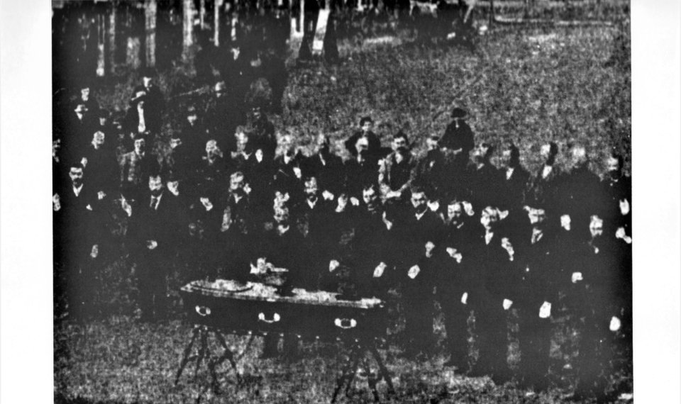 HOW WE “BURIED THE DEAD” IN 1880 – Heart in Hand